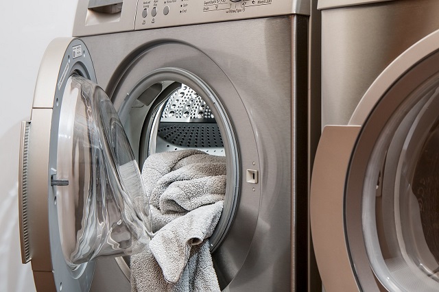 BricoArtDeco | le service de collecte du linge à domicile
